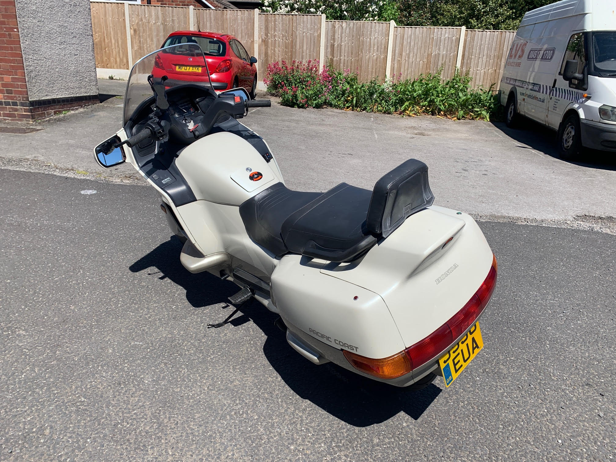 Honda PC800 RC51 Pacific Coast Motorcycle motorbike Low miles for sale ...