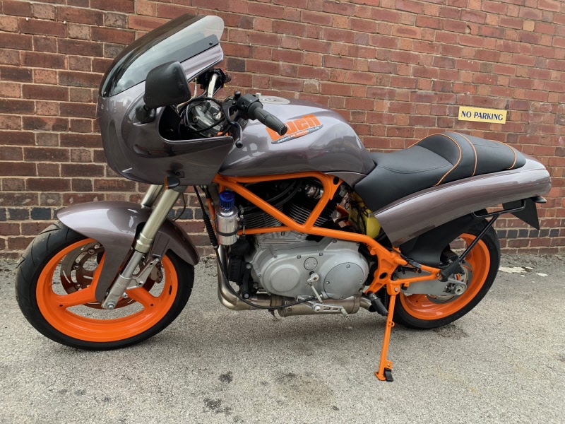 Buell S3 Thunderbolt Hooligan crazy bike!