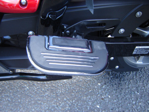 Triumph Rocket 3 III Floorboards & Footpegs forward controls